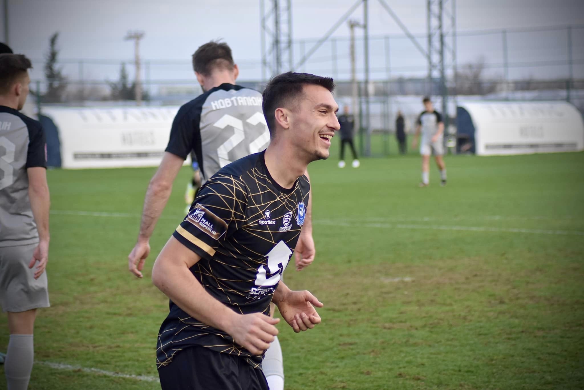 Llapi fiton miqësoren ndaj ekipit ukrainas